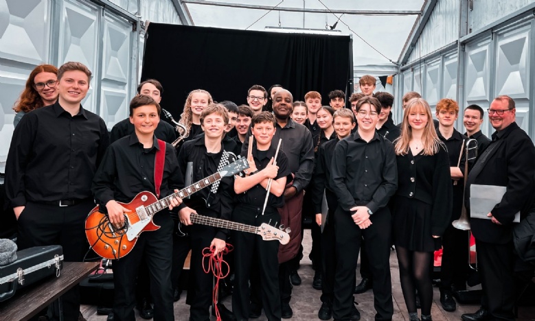 Balcarras School - BRILLIANT BALCAJAZZ GIVE BARNSTORMING PERFORMANCE AT ...